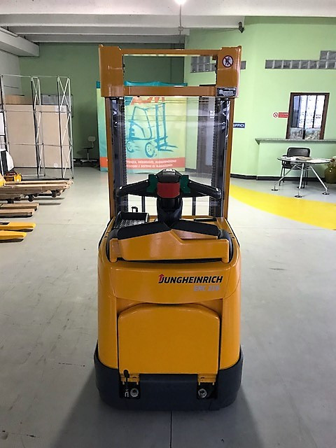 Jungheinrich ERC 216 - Jungheinrich - Cod. STB-593 - Carrello elevatore ...