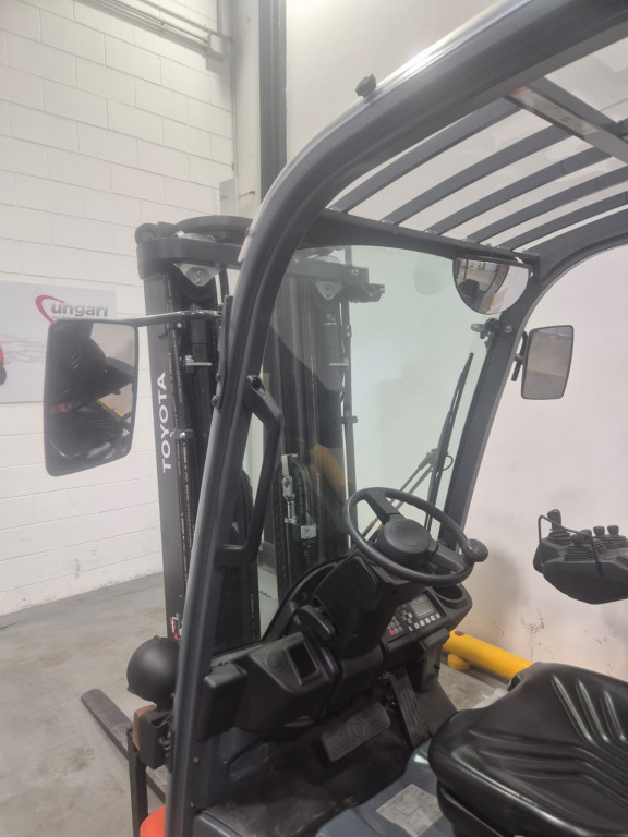 Toyota 8FBE 16 T - Toyota - Cod. CFEL-31452 - Carrello elevatore usato