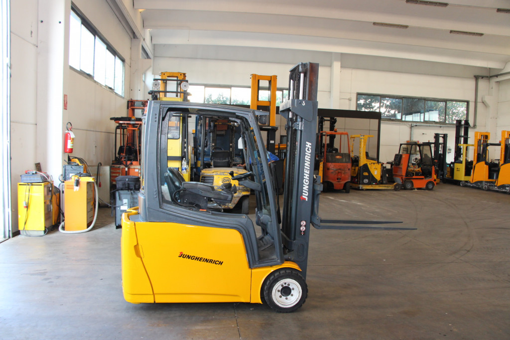 Jungheinrich EFG-220 - Jungheinrich - Cod. CFEL-14545 - Carrello ...