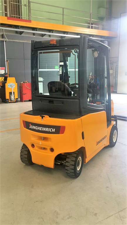 Jungheinrich EFG 320 - Jungheinrich - Cod. CFEL-16607 - Carrello ...