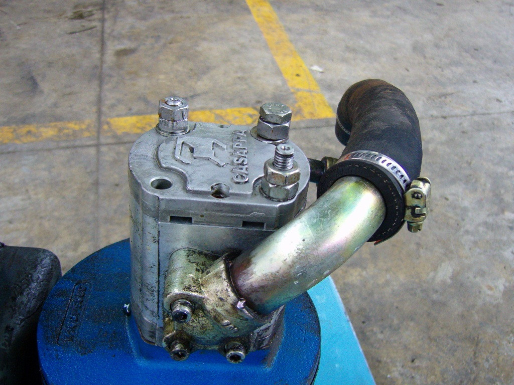 MOTORE SOLLEVAMENTO OM - Cod. RM-636 - Ricambi meccanici per carrelli ...