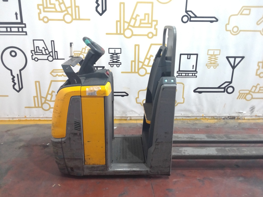 Jungheinrich ECE 225 - Jungheinrich - Cod. COB-658 - Carrello elevatore ...