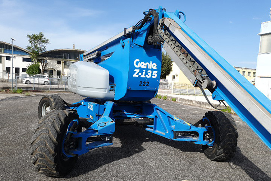 Genie Z135/70 - Cod. PAA-150 - Piattaforma aerea usata