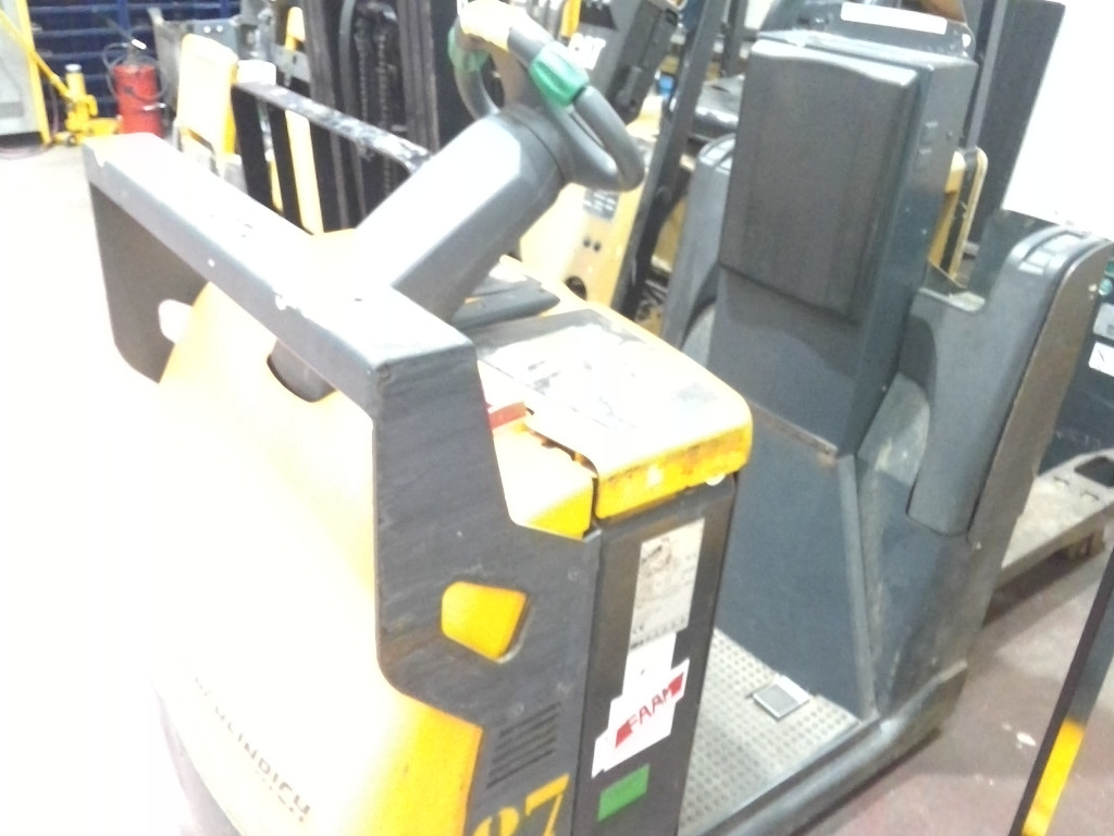 Jungheinrich ECE 220 HP - Jungheinrich - Cod. COB-693 - Carrello ...