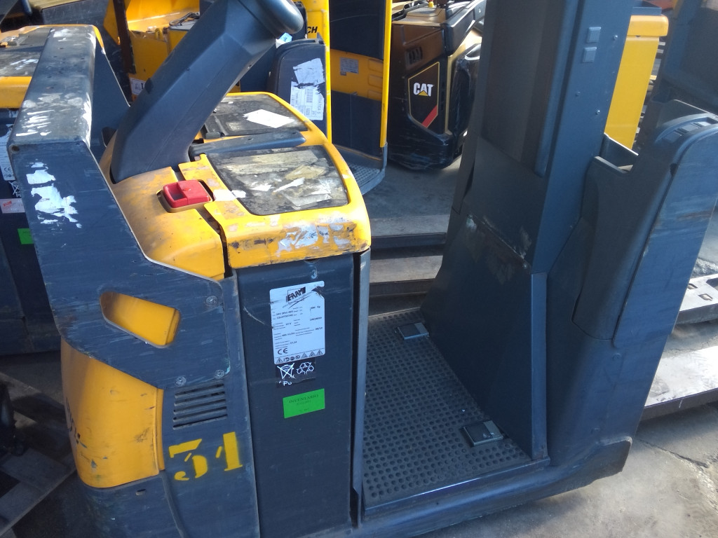 Jungheinrich ECE 220 HP - Jungheinrich - Cod. COB-695 - Carrello ...