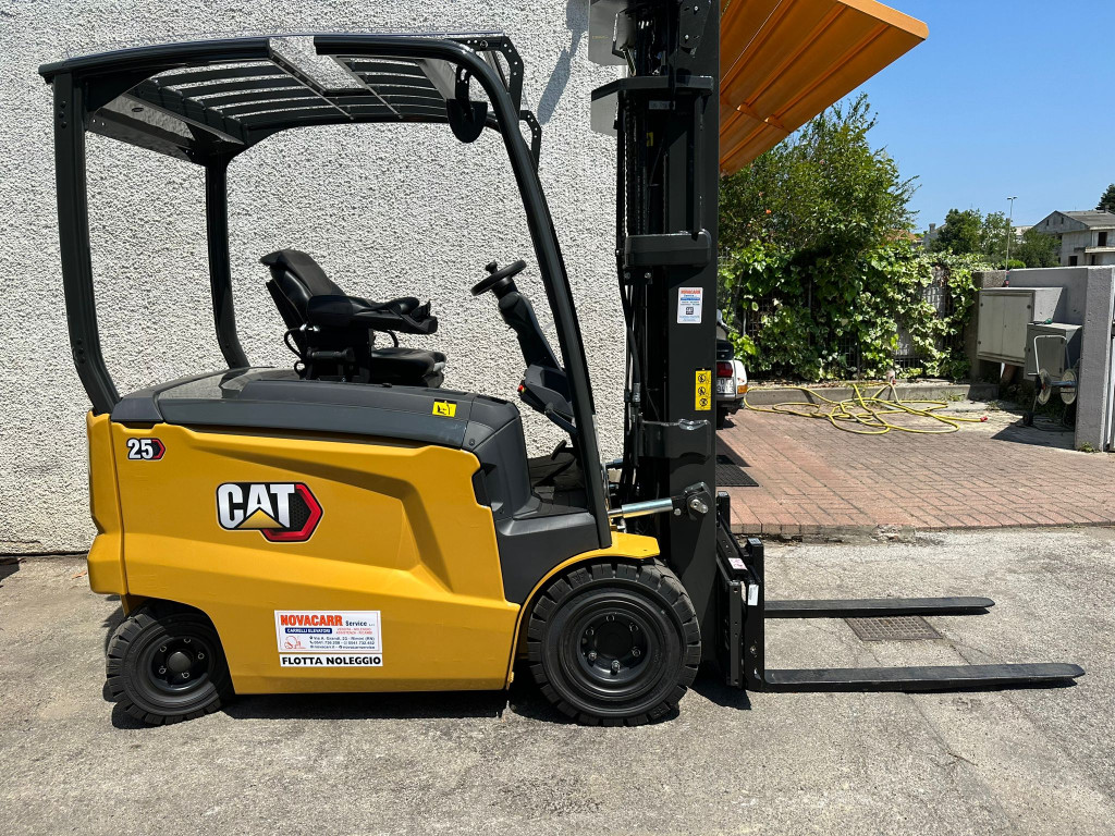 Caterpillar EP25ACN - Caterpillar - Cod. CFEL-25159 - Carrello ...
