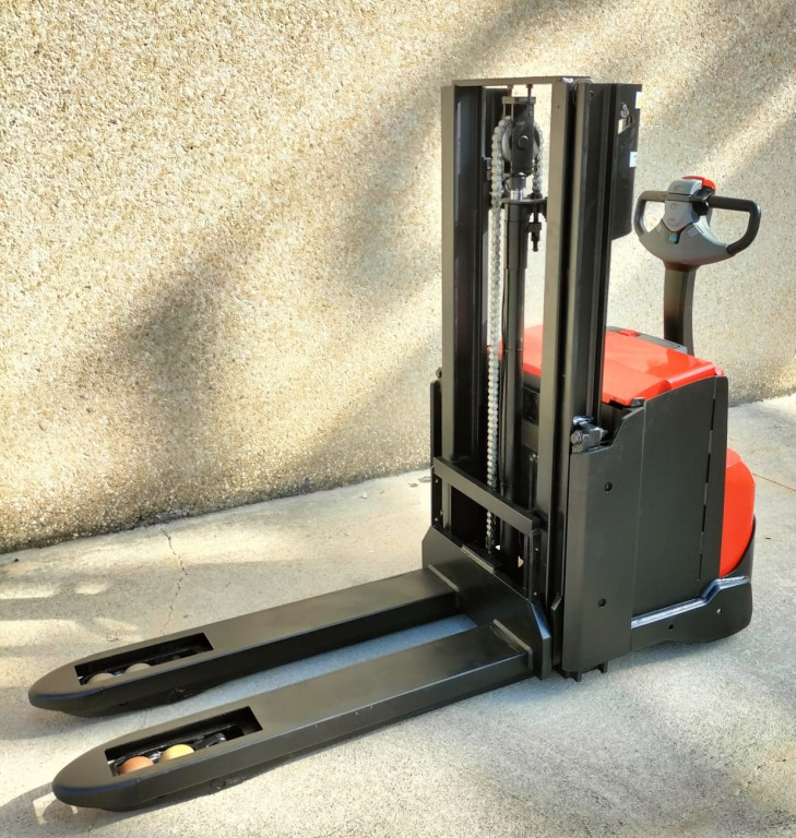 Toyota SWE200D - Toyota - Cod. TET-3941 - Carrello elevatore a noleggio