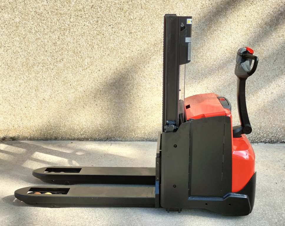 Toyota SWE200D - Toyota - Cod. TET-3941 - Carrello elevatore a noleggio