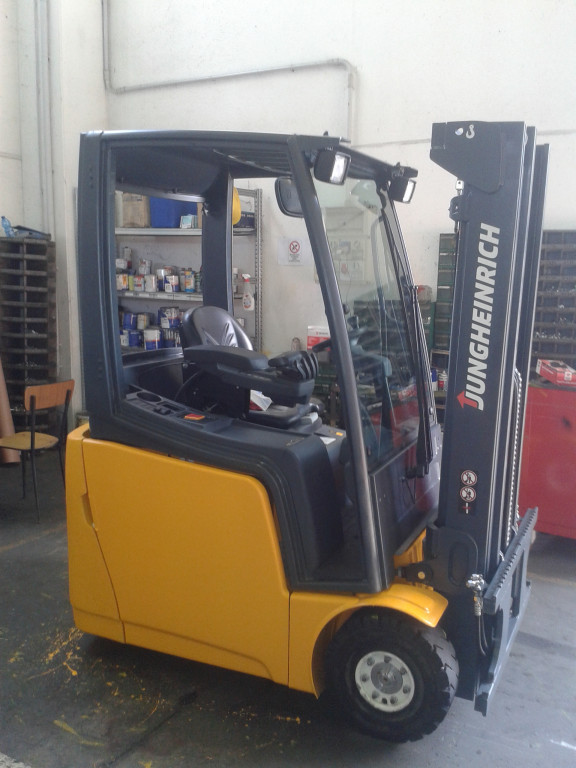 Jungheinrich EFG215 - Jungheinrich - Cod. CFEL-8618 - Carrello elevatore usato